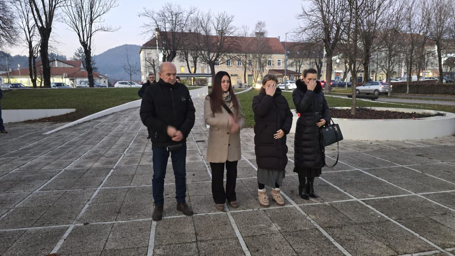 Otočki HDZ obilježio 26 godina od smrti Franje Tuđmana - Vijesti iz ...